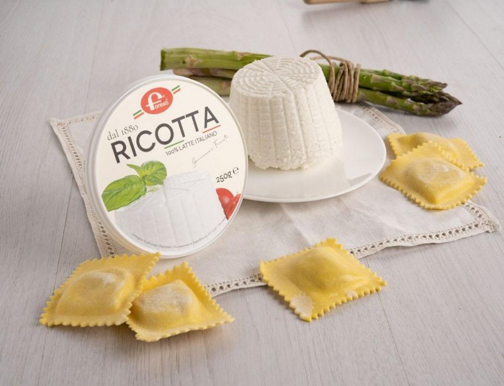 Ricotta di Bufala - fromage de bufflone, gastronomie italie, rhf